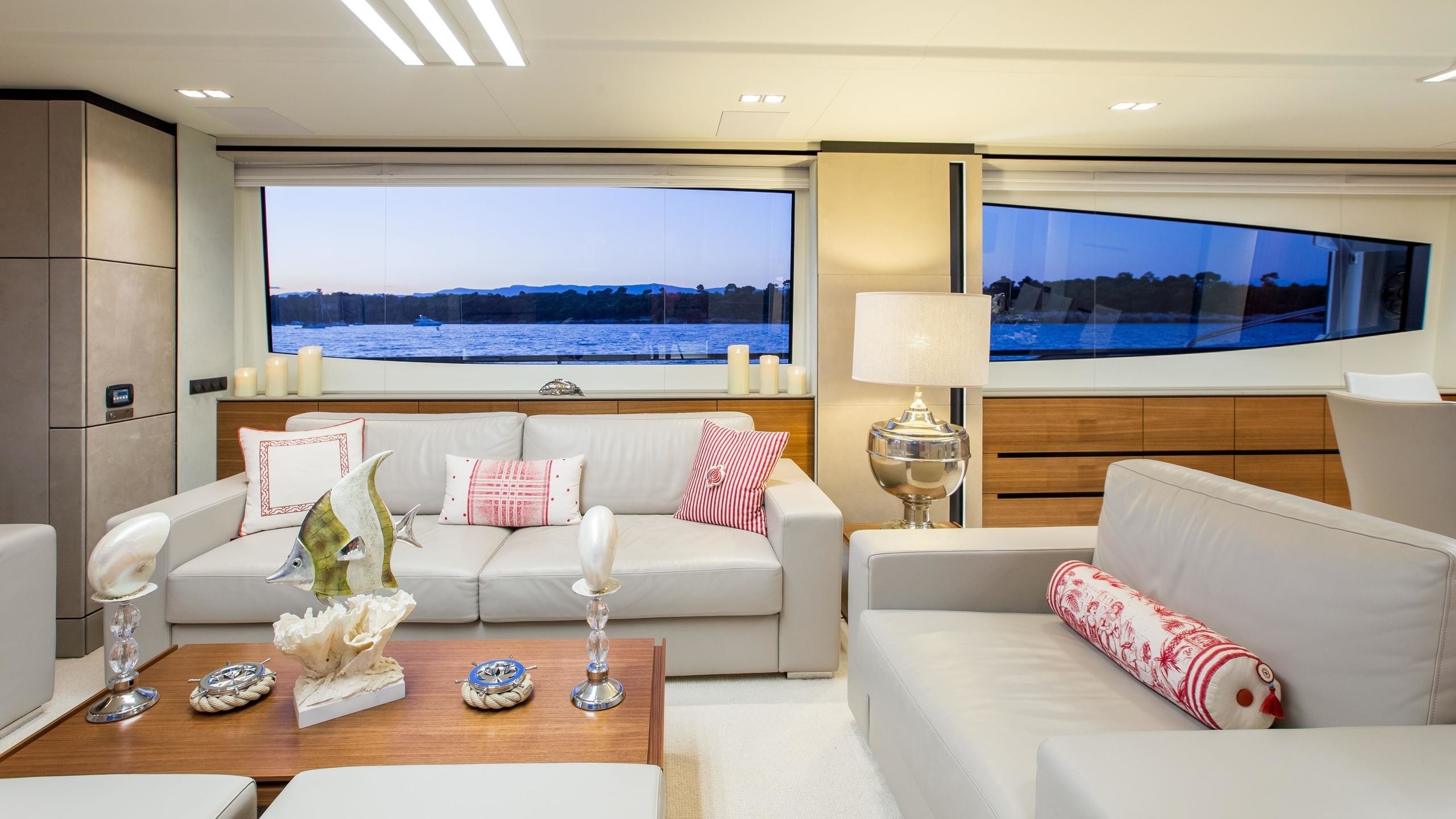 KEROS ISLAND Yacht Charter Details, FX Yachts | CHARTERWORLD Luxury ...